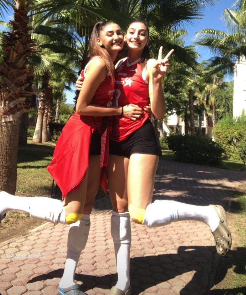 Ayşe Çürük ve Aybüke Güldenoğlu’ndan müthiş performans – Voleybol Plus